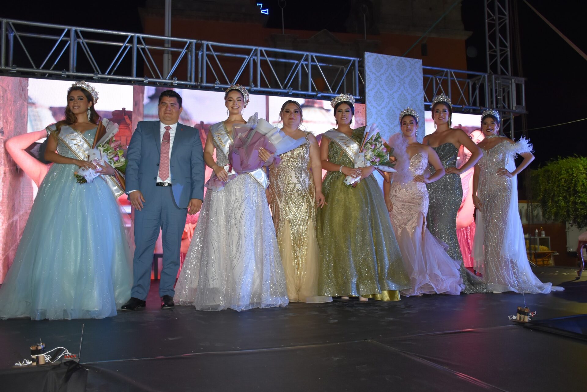 Gran Coronación de Andrea, Ximena y Ángela en Abasolo | T-informa Noticias
